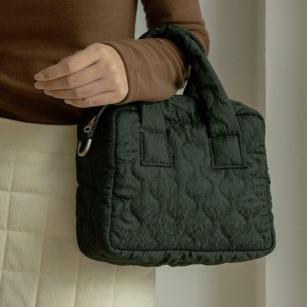 B3007 Grandma square padding bag_Black - HAGO(하고)