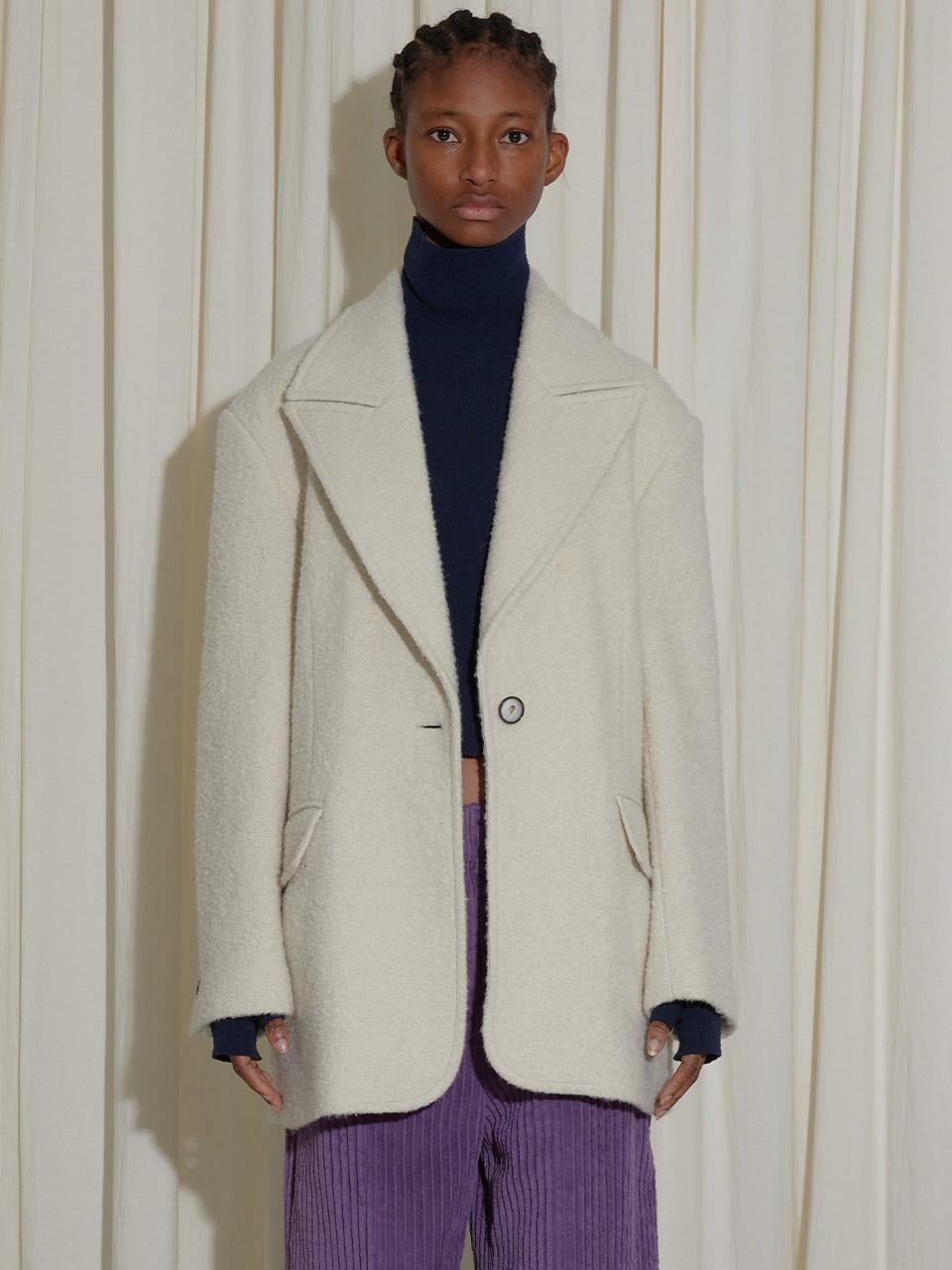 WIDE LAPEL COLLARED JACKET - IVORY - 하고