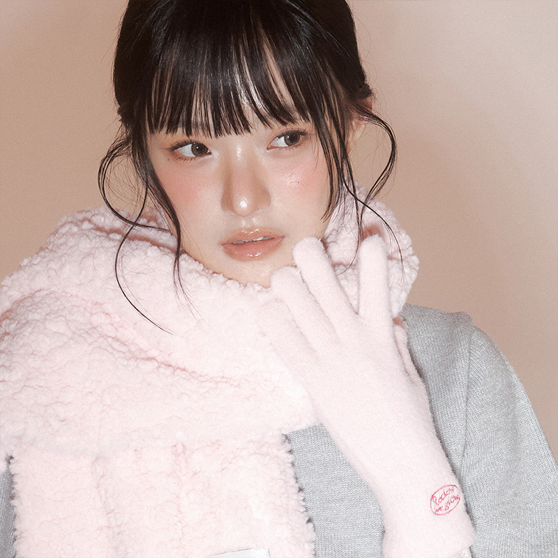 FLUFFY LOGO GLOVE PINK - 하고(HAGO)