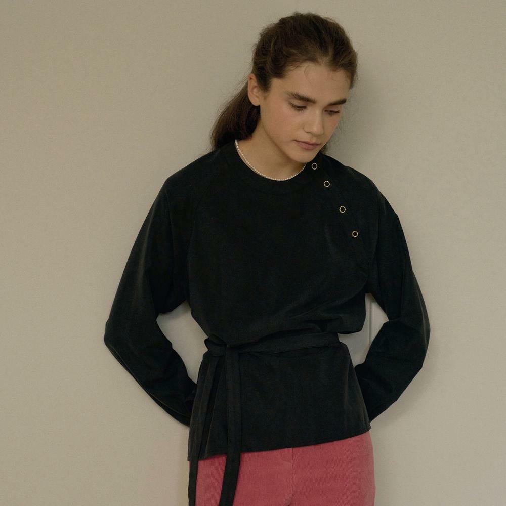 T Gold Button Raglan Blouse_Black - HAGO(하고)