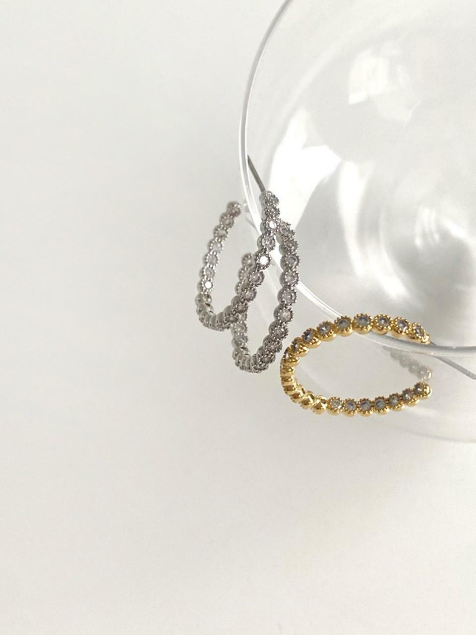 김지은 착용 Fold Cubic Ring Earring - HAGO(하고)