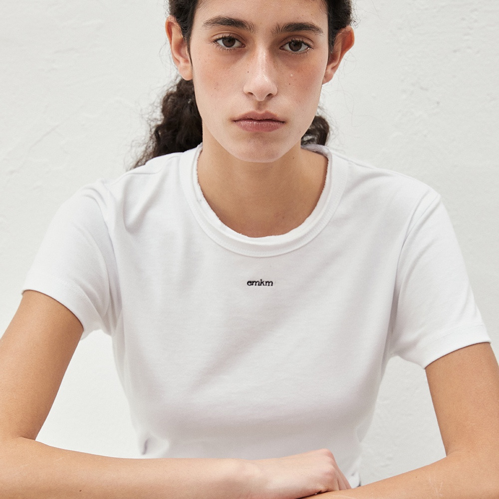 SUPIMA Curlup Neck Embroidery Tshirts_WHITE - HAGO(하고)