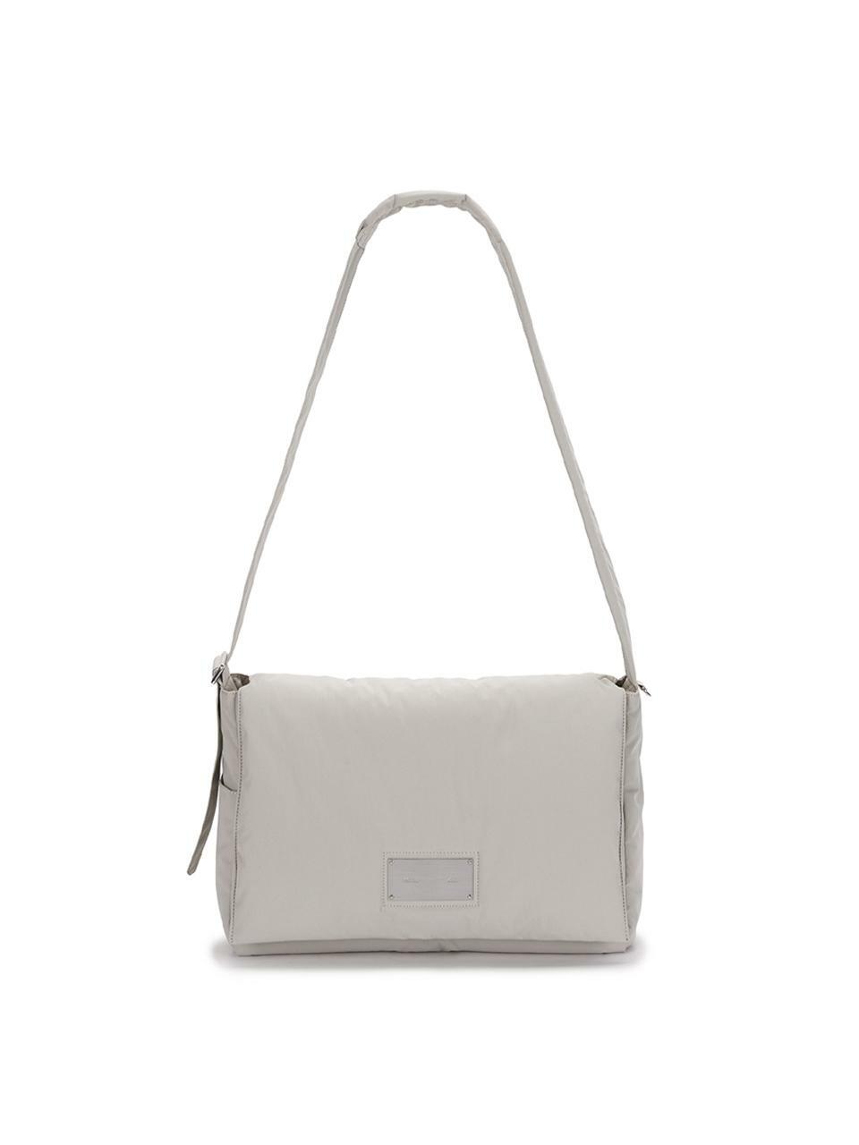 BIG PADDING MESSENGER BAG IN LIGHT GREY - HAGO(하고)