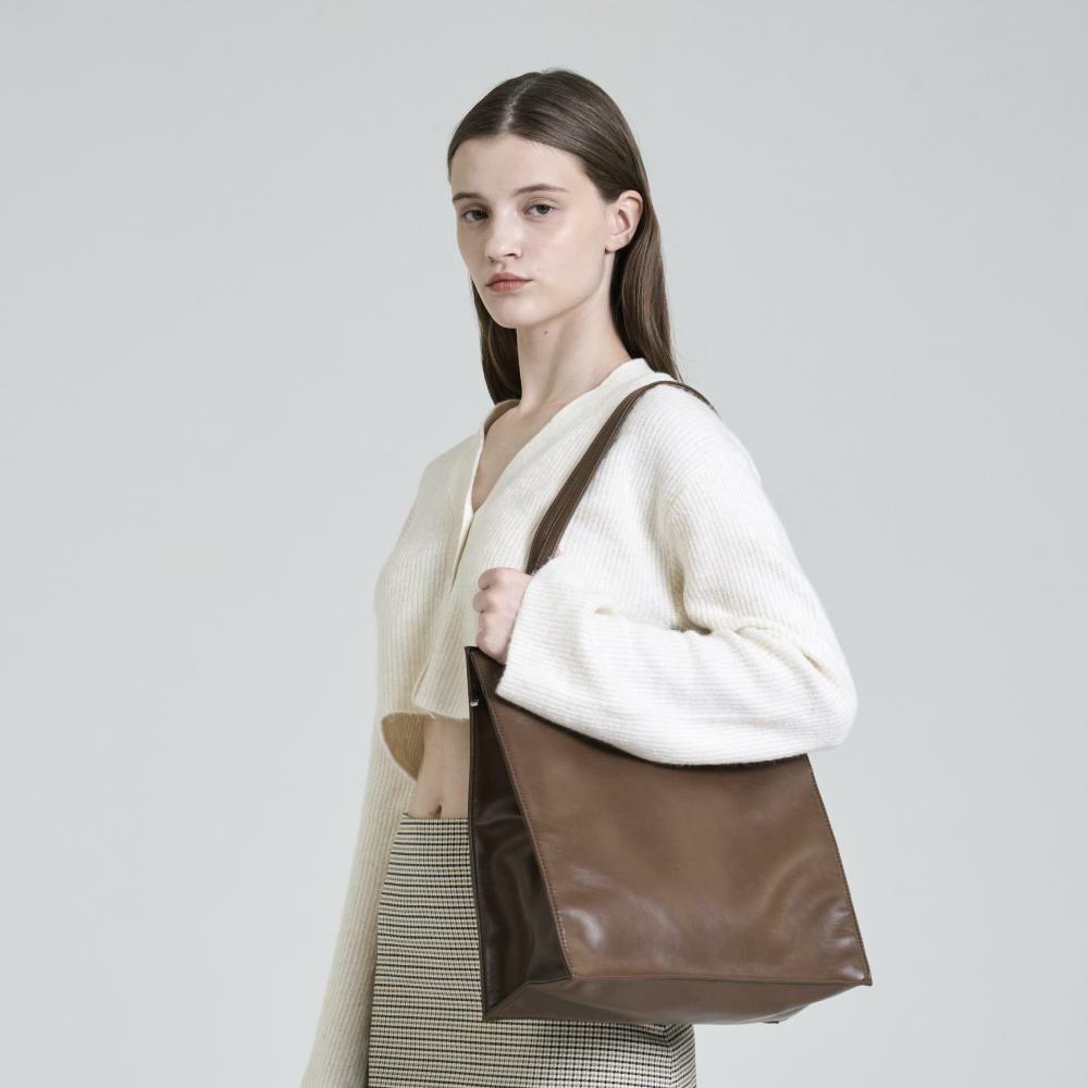 Mas bag brown 마스백 브라운 - 하고(HAGO)