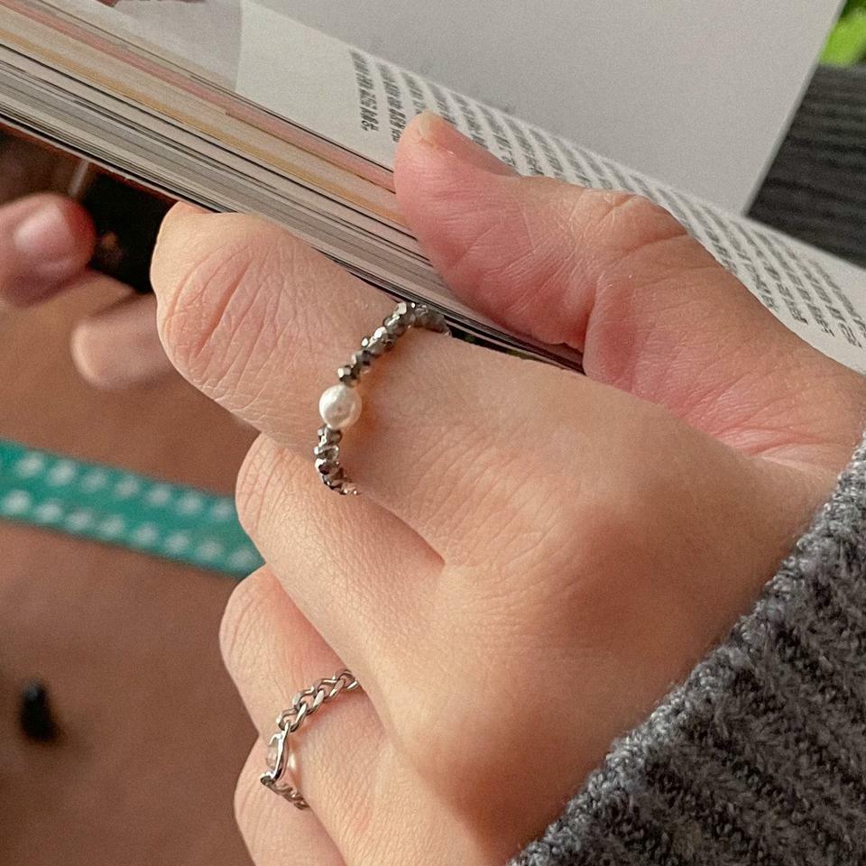 Pearl point grey crystal ring - HAGO(하고)