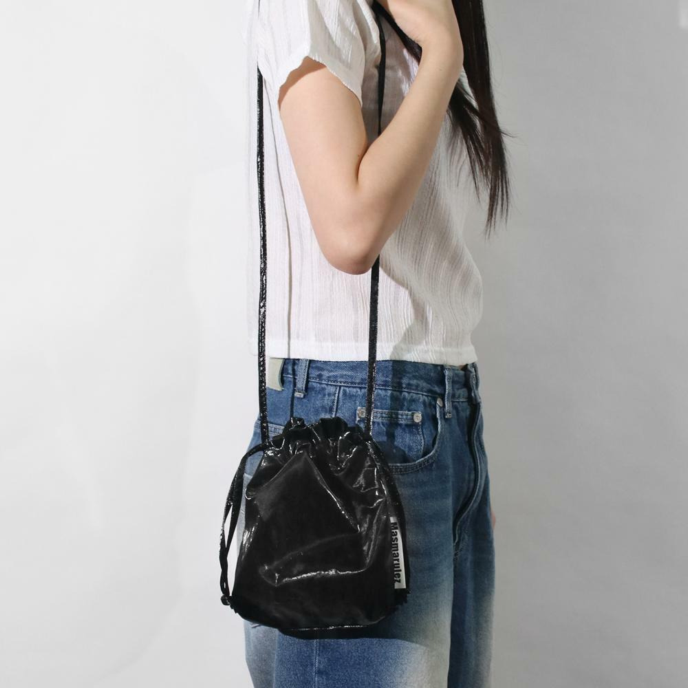 String cross bag _ Glittery black - 하고(HAGO)