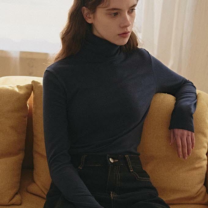 BASIC WOOL TURTLENECK TOP_NAVY - HAGO(하고)