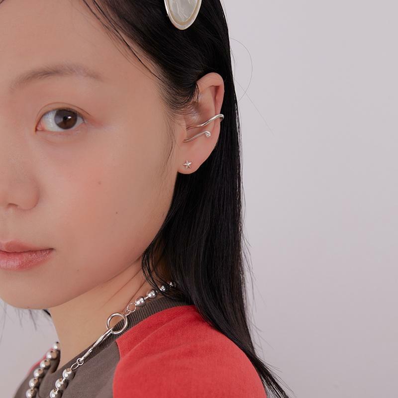 antique ruffle earcuff - HAGO(하고)