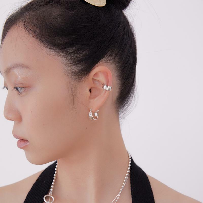 unbalance frill earcuff (silver) - HAGO(하고)
