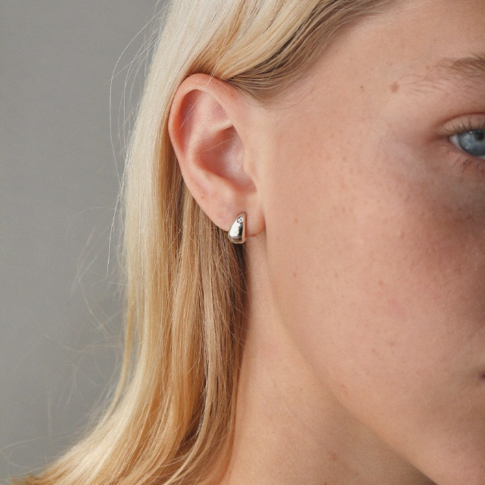 GLINT EGG EARRING 019 - HAGO(하고)