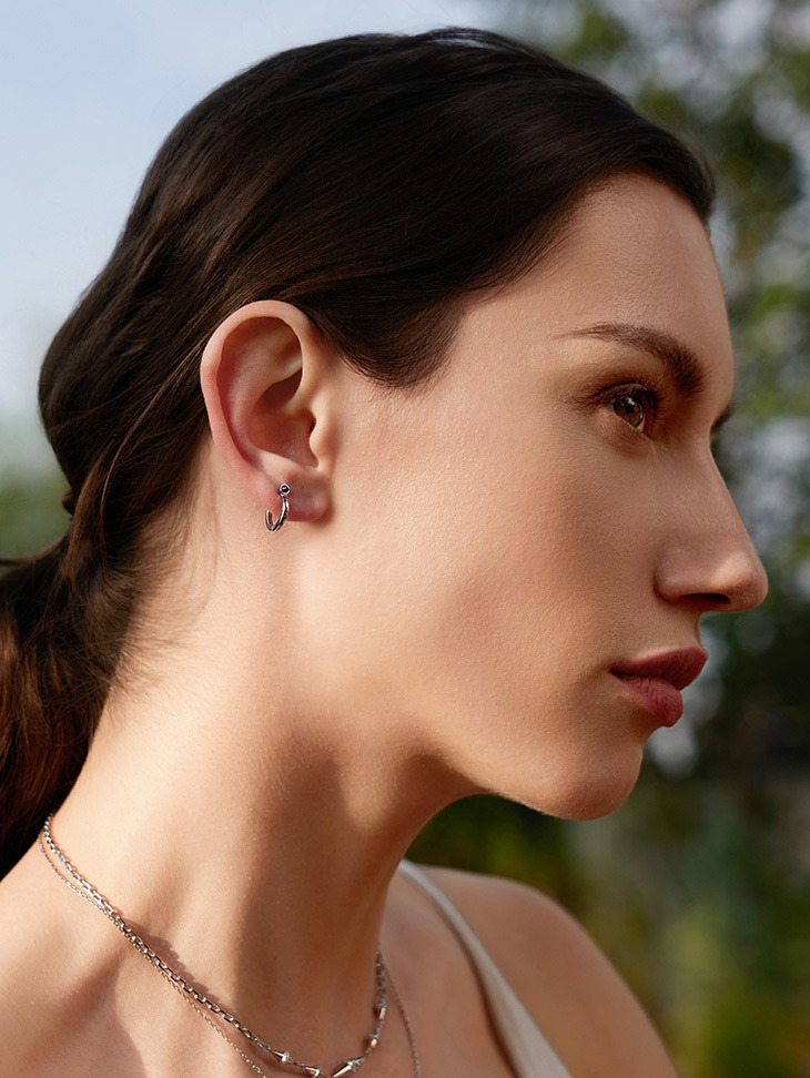 [온앤오프 승준 착용] 블랙 오닉스 925 실버 후프 링 귀걸이 E053-04H - HAGO(하고)