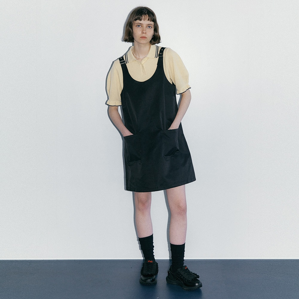 EYELET POCKET MINI DRESS / BLACK - 하고