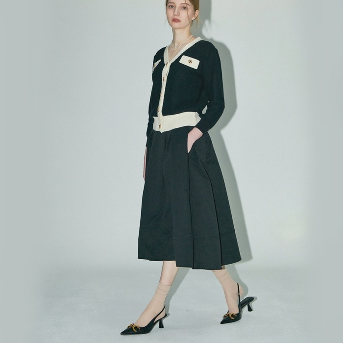 L'autre de min Anna Black Flare skirt - 하고(HAGO)