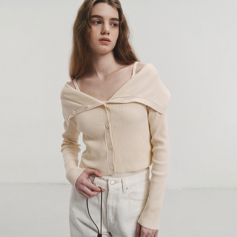 OFF-SHOULDER KNIT CARDIGAN CREAM_UDSW4A203CR - HAGO(하고)
