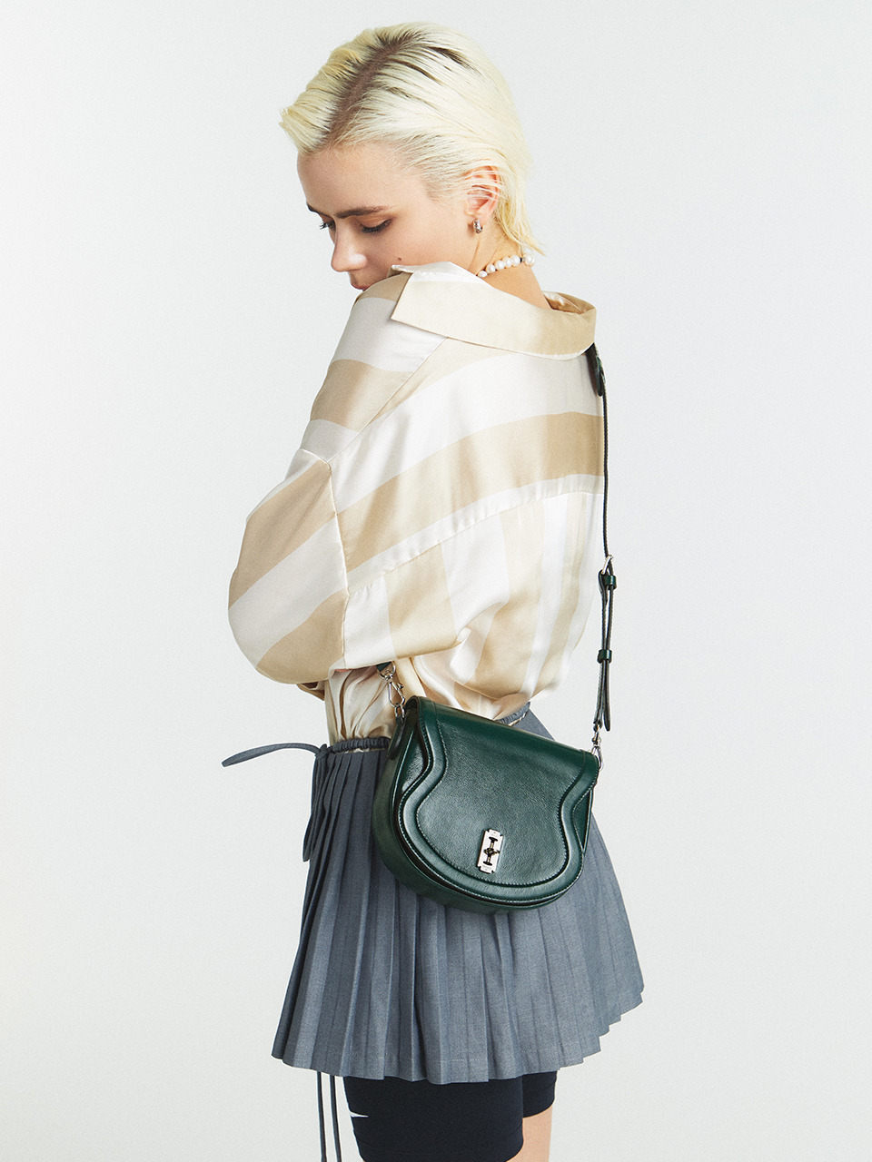 Halfmoon Debut Flow Saddle (하프문 데뷔 플로우 새들) Deep Green - 하고