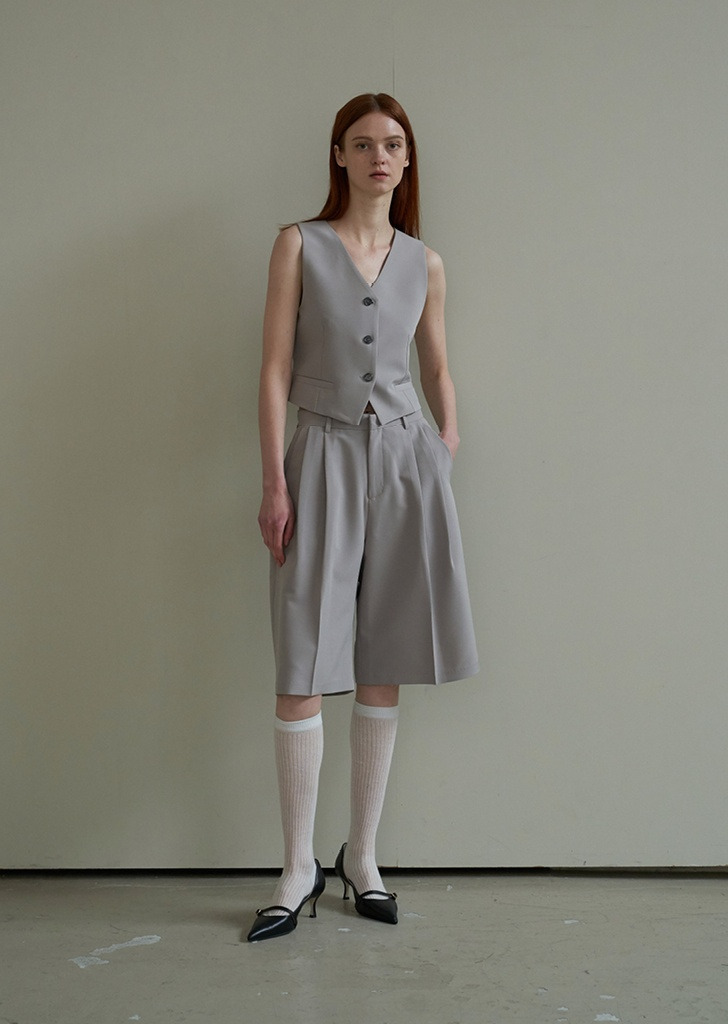 Two Tucked Half Trouser Gray - 하고(HAGO)