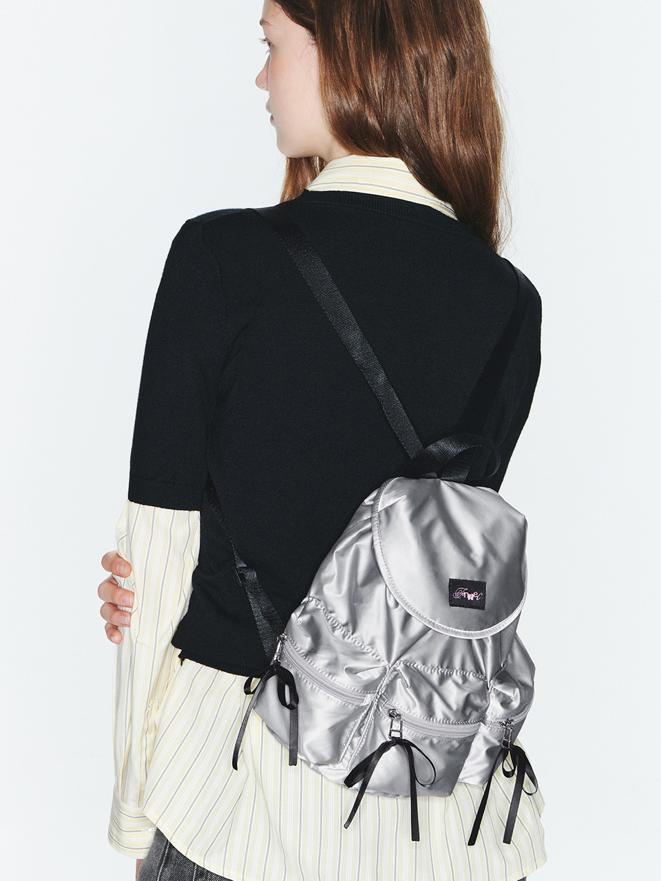 [단독~3/17]BERRY POCKET BACKPACK - SILVER - 하고