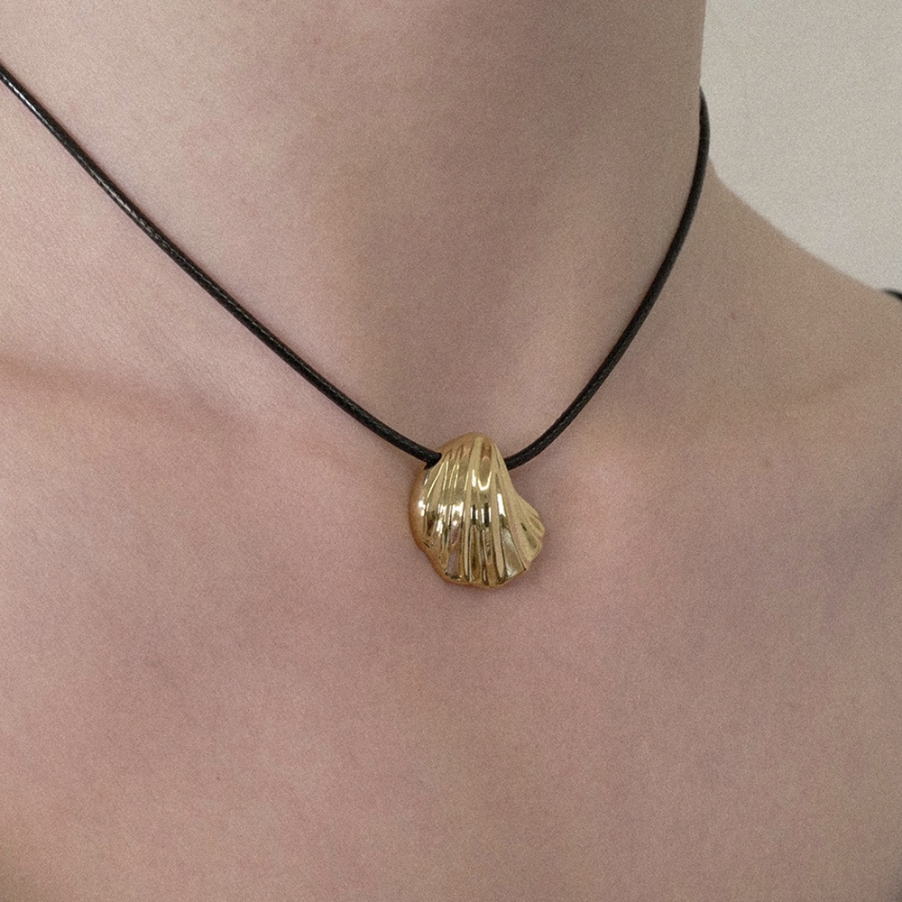 pleats shell necklace - HAGO(하고)