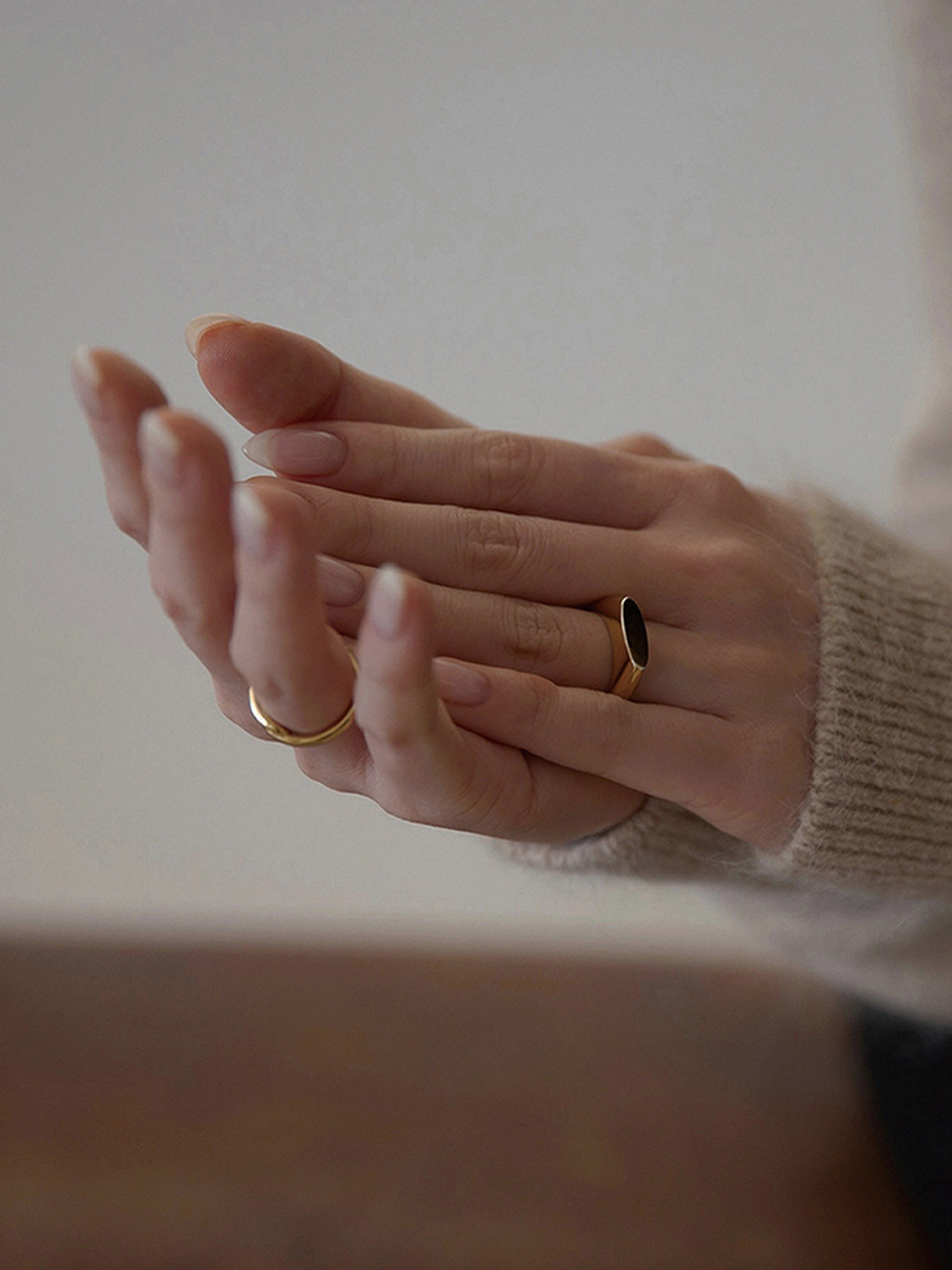 oval signet ring (gold ver.) - HAGO(하고)
