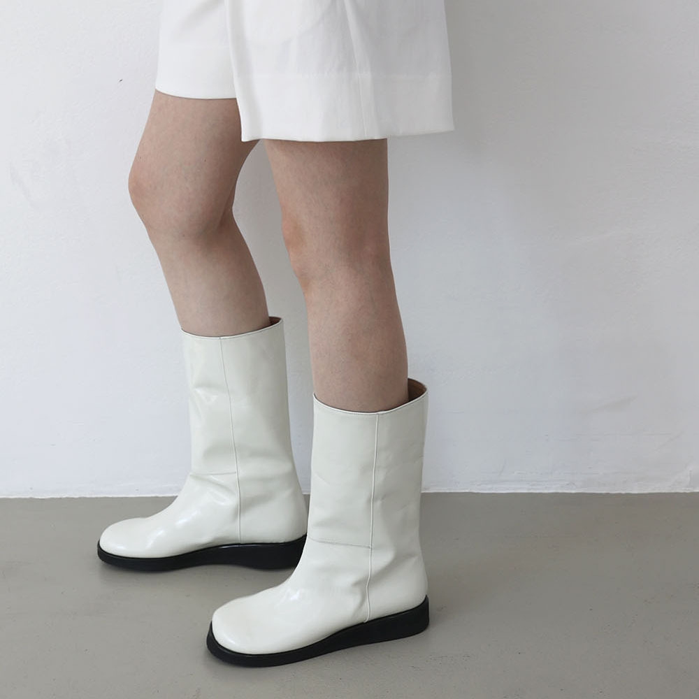 WIDE HALF BOOTS (White) - HAGO(하고)