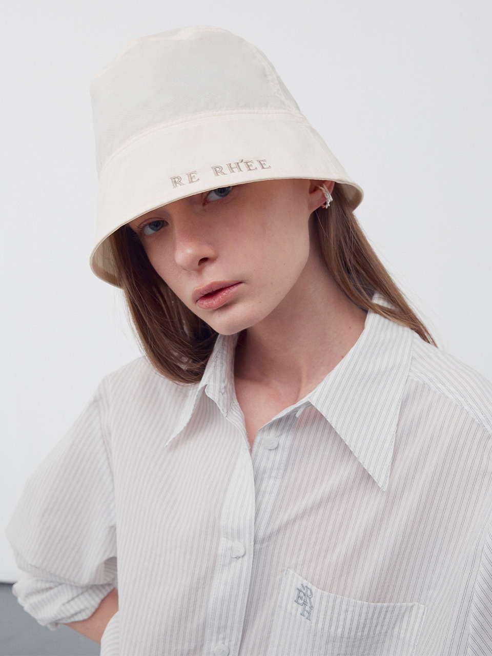 LOGO EMBROIDERED SHEER BUCKET HAT IVORY - 하고