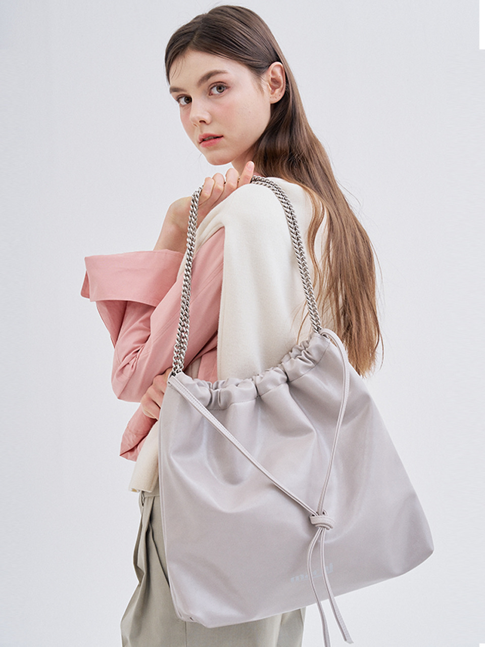 CHAIN STRING BAG_BEIGE GREY - HAGO(하고)