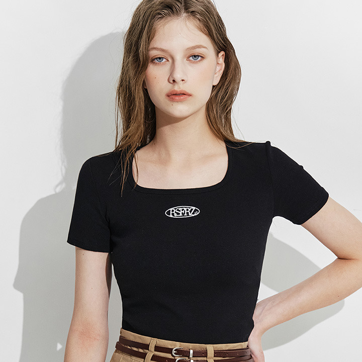 SQUARE NECK SIMPLE LOGO T-SHIRT [BLACK] - HAGO(하고)