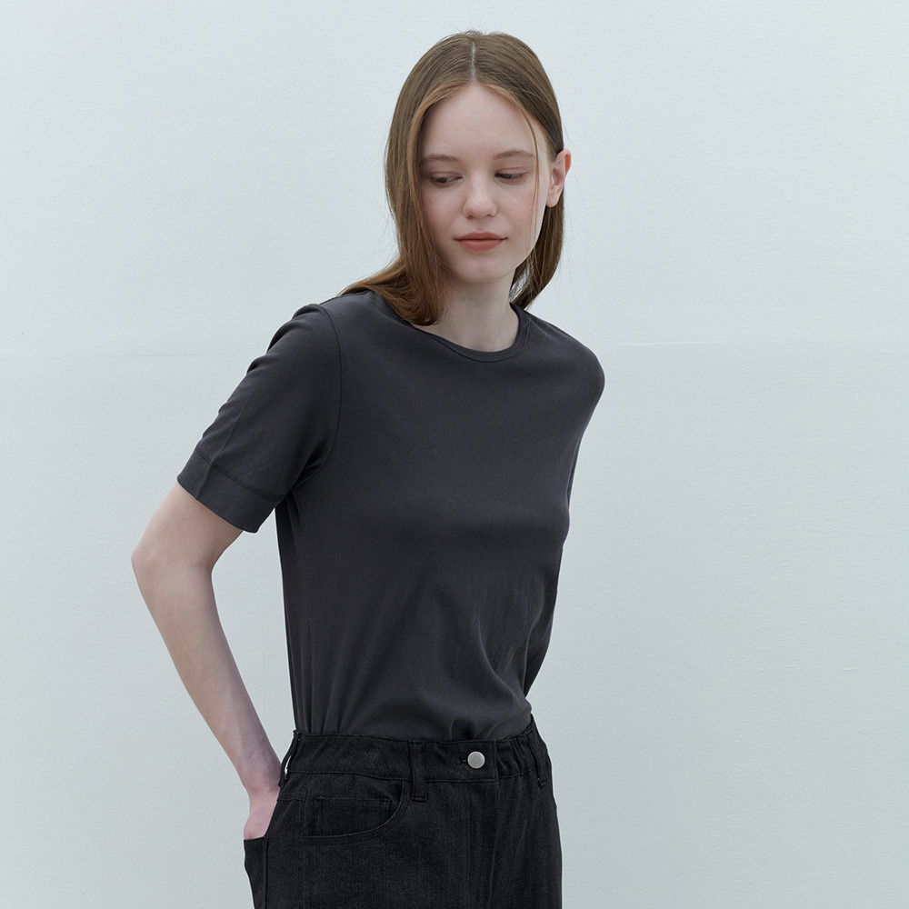 basic cotton t-shirt–charcoal - 하고(HAGO)