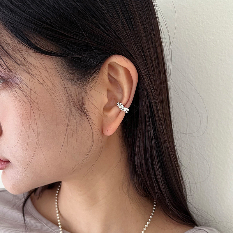 Scrunchie earcuff - HAGO(하고)