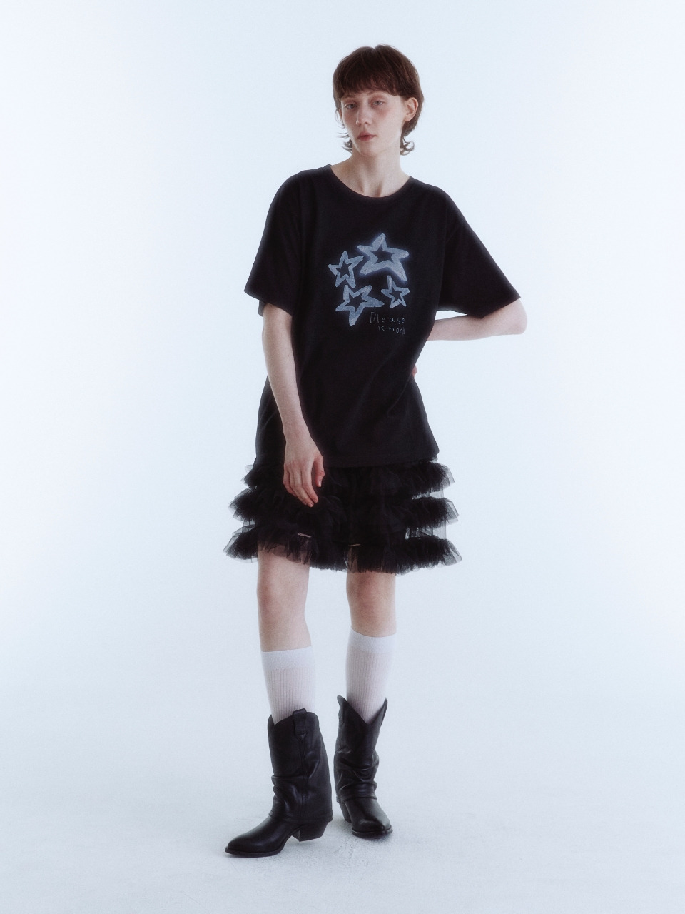 Star Shine Embo Print T-Shirt_Black_W - HAGO(하고)