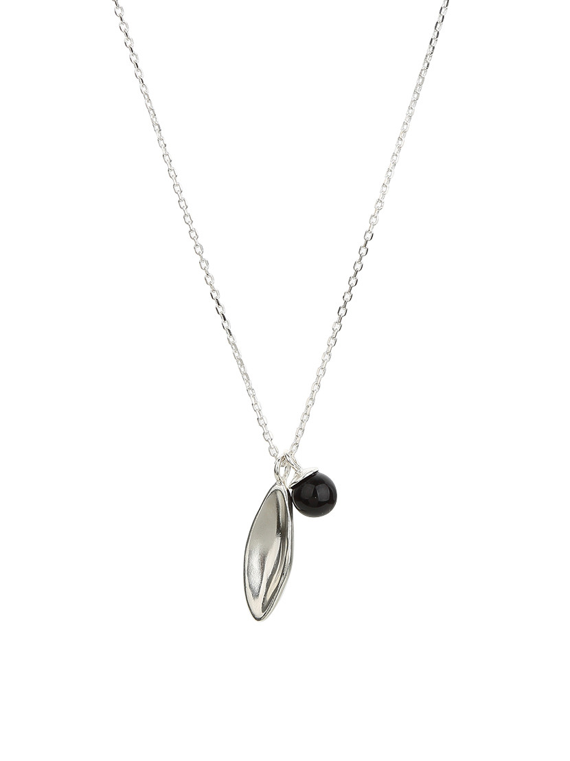 REBBLE LEAF NECKLACE (BLACK) - 하고
