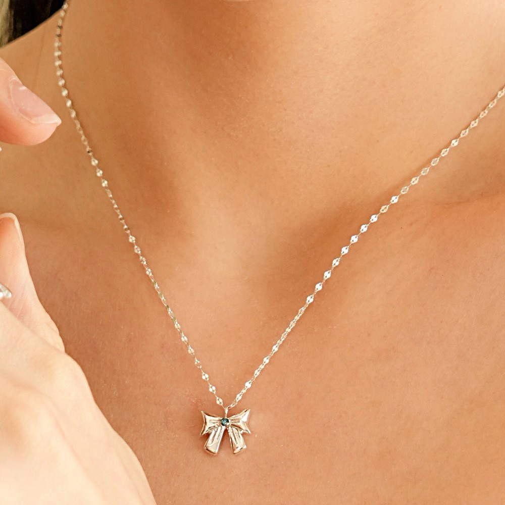 [주얼리특가]Blue diamond ribbon necklace - 하고(HAGO)