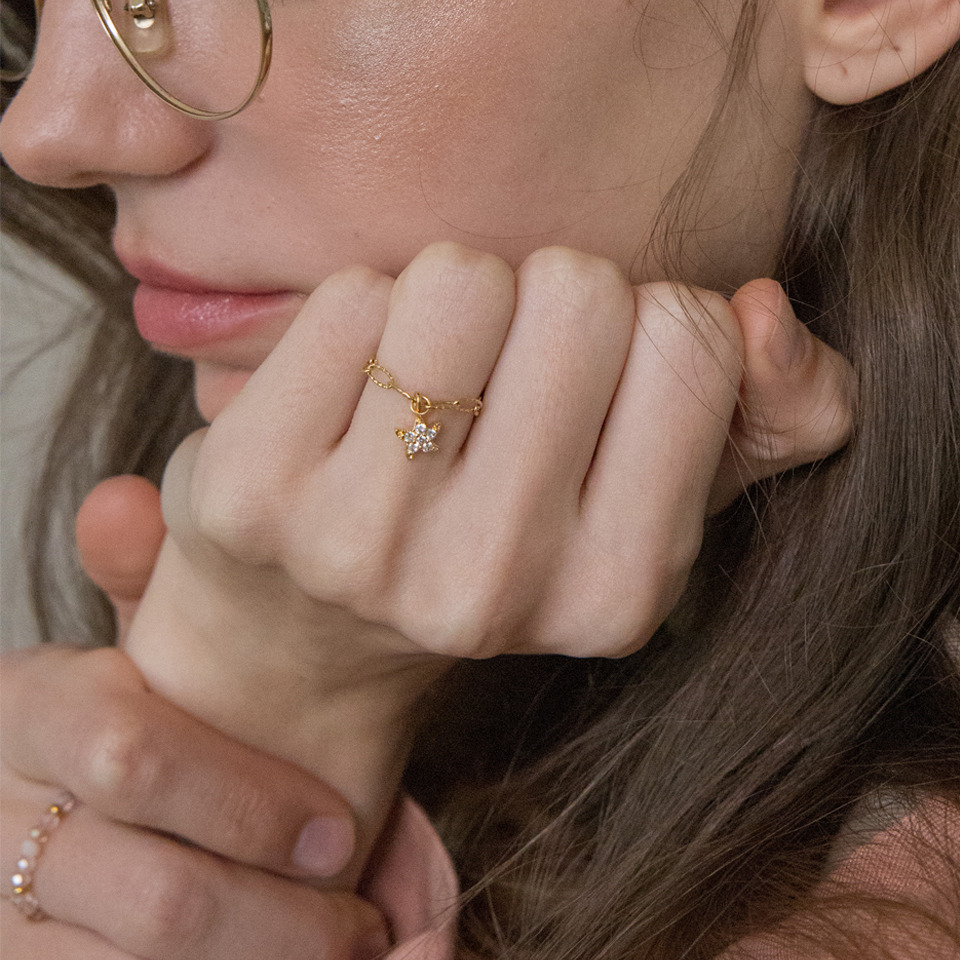 Twinkle star with surgical chain ring - 하고