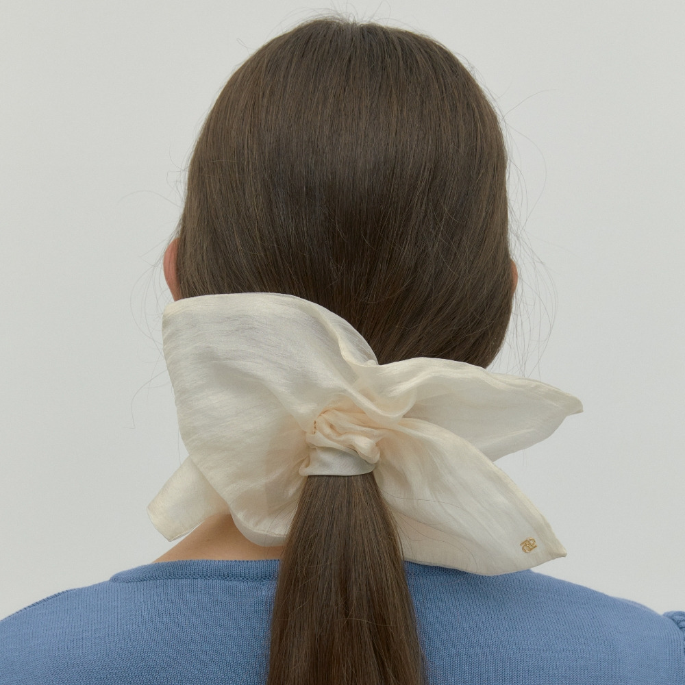 oganza square scrunchie - ivory - 하고