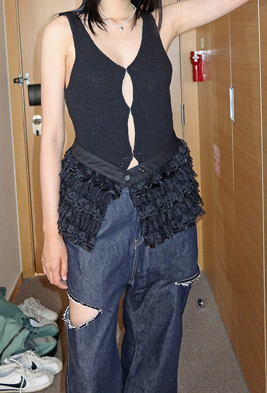 FRILL BELT RAP SKIRT, BLACK - 하고(HAGO)