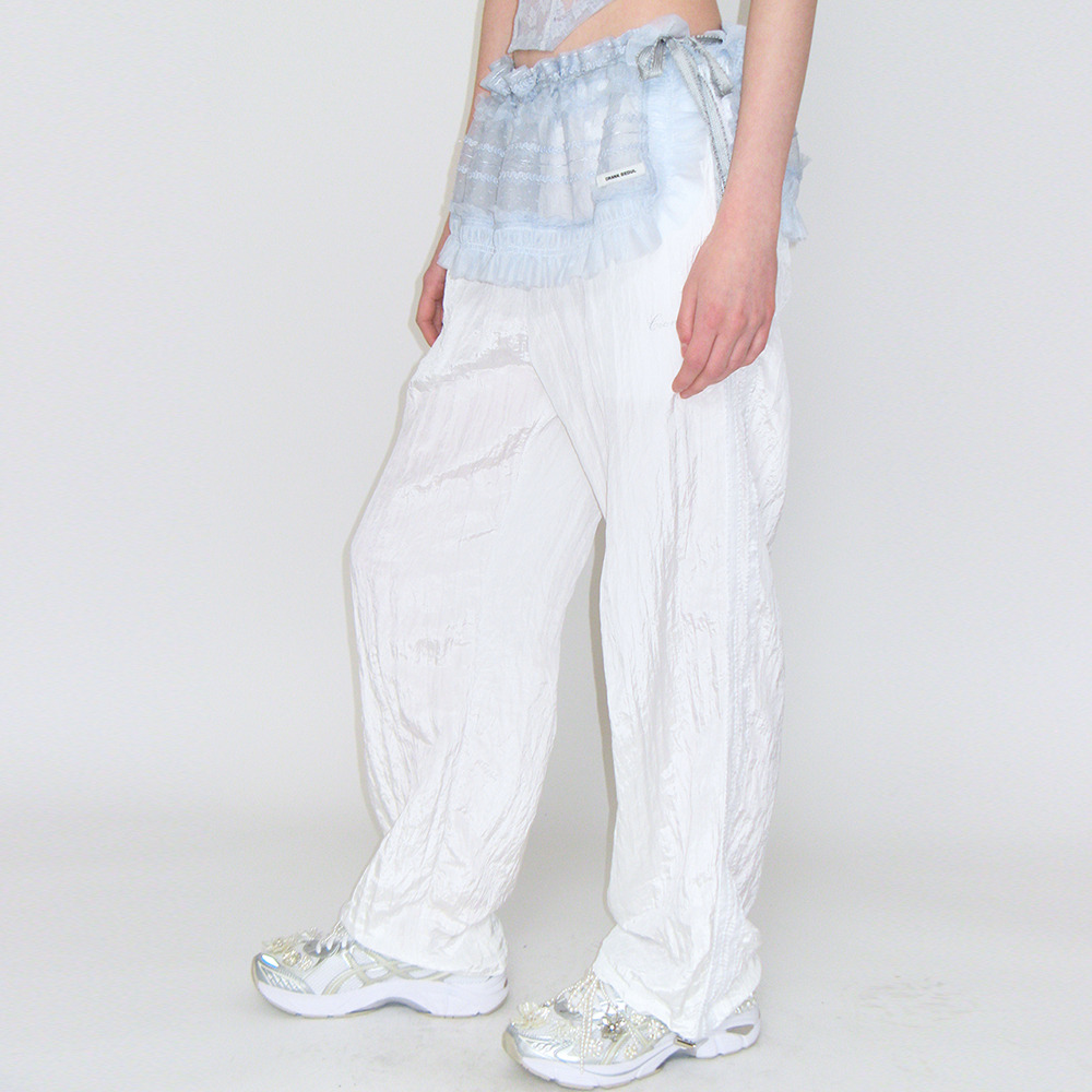 FRILL LINE WRINKLED PANTS_WHITE - HAGO(하고)