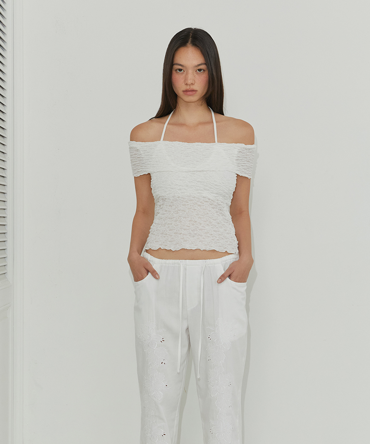 LACE HALTER LAYER TOP / IVORY - HAGO(하고)