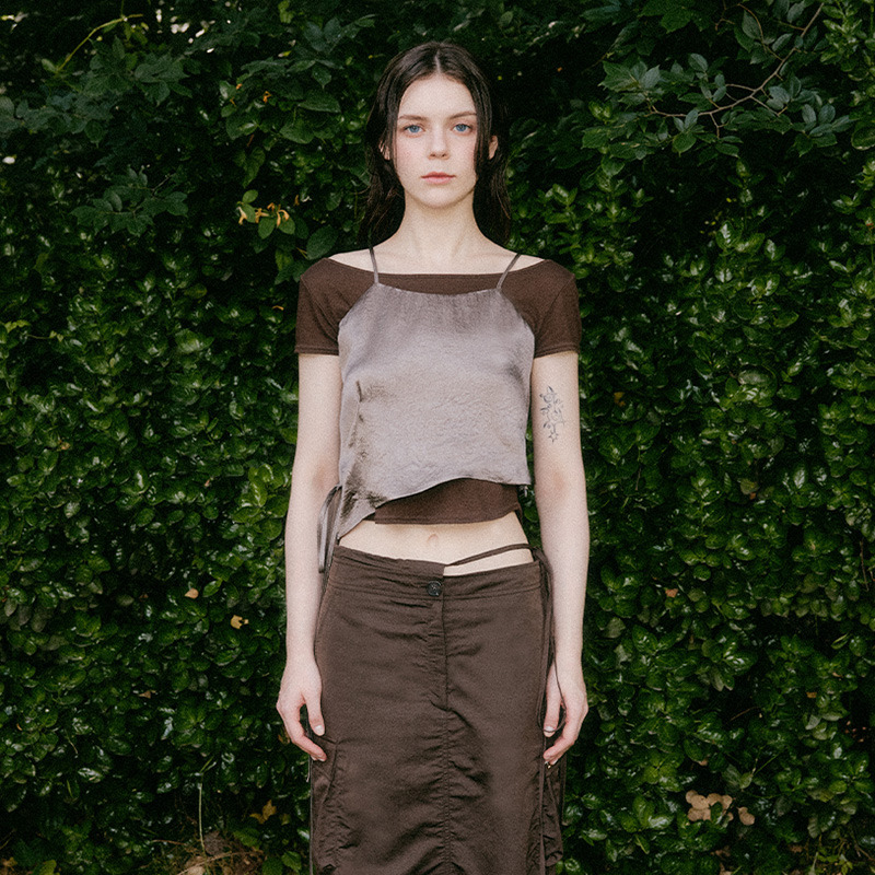 SIDE STRING SATIN SLEEVELESS - BROWN - HAGO(하고)