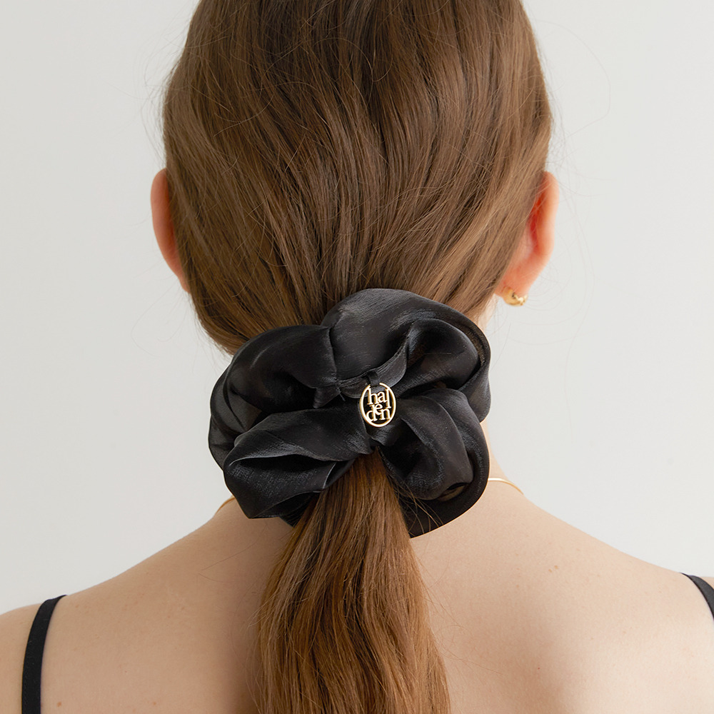 silk sheer logo pendant scrunchie (H009_black) - 하고(HAGO)