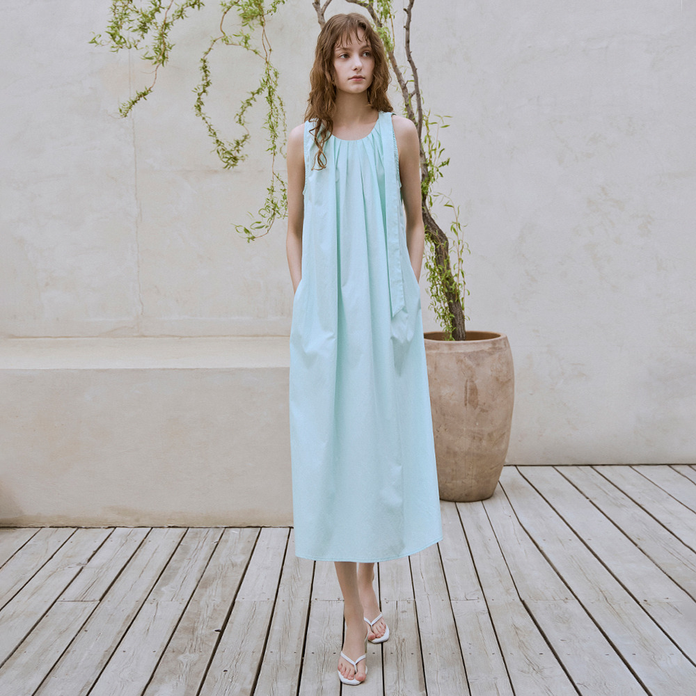Strap pintuck sleeveless one-piece (2color) - 하고(HAGO)