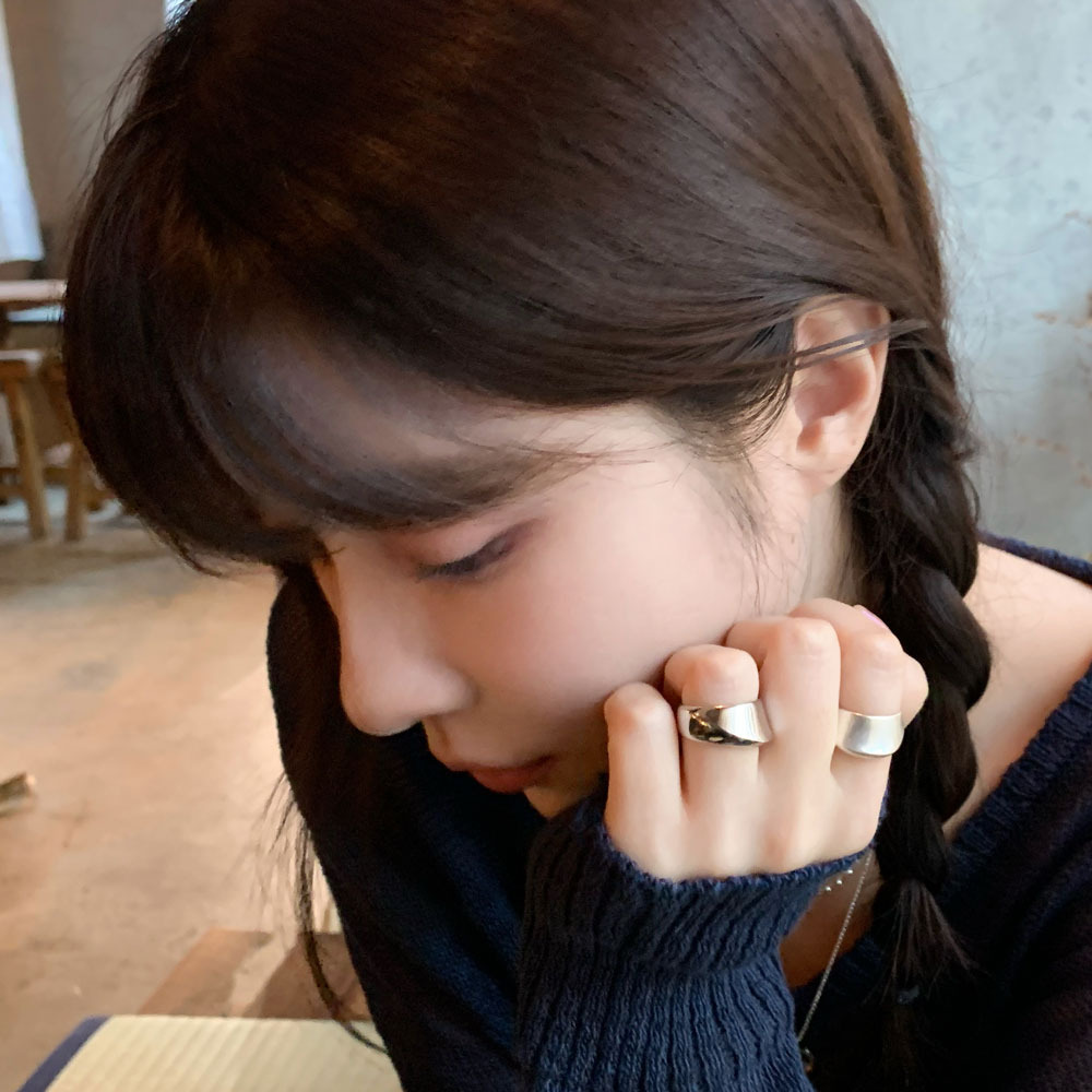 [인플루언서 픽] volume edge flat ring - 하고(HAGO)