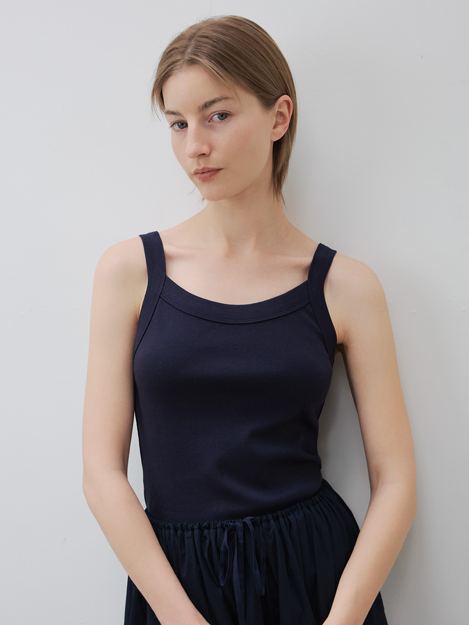Curved rib sleeveless (Navy) - HAGO(하고)