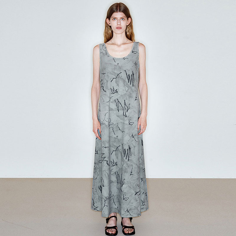 DRAWING SLEEVELESS DRESS_KHAKI - HAGO(하고)