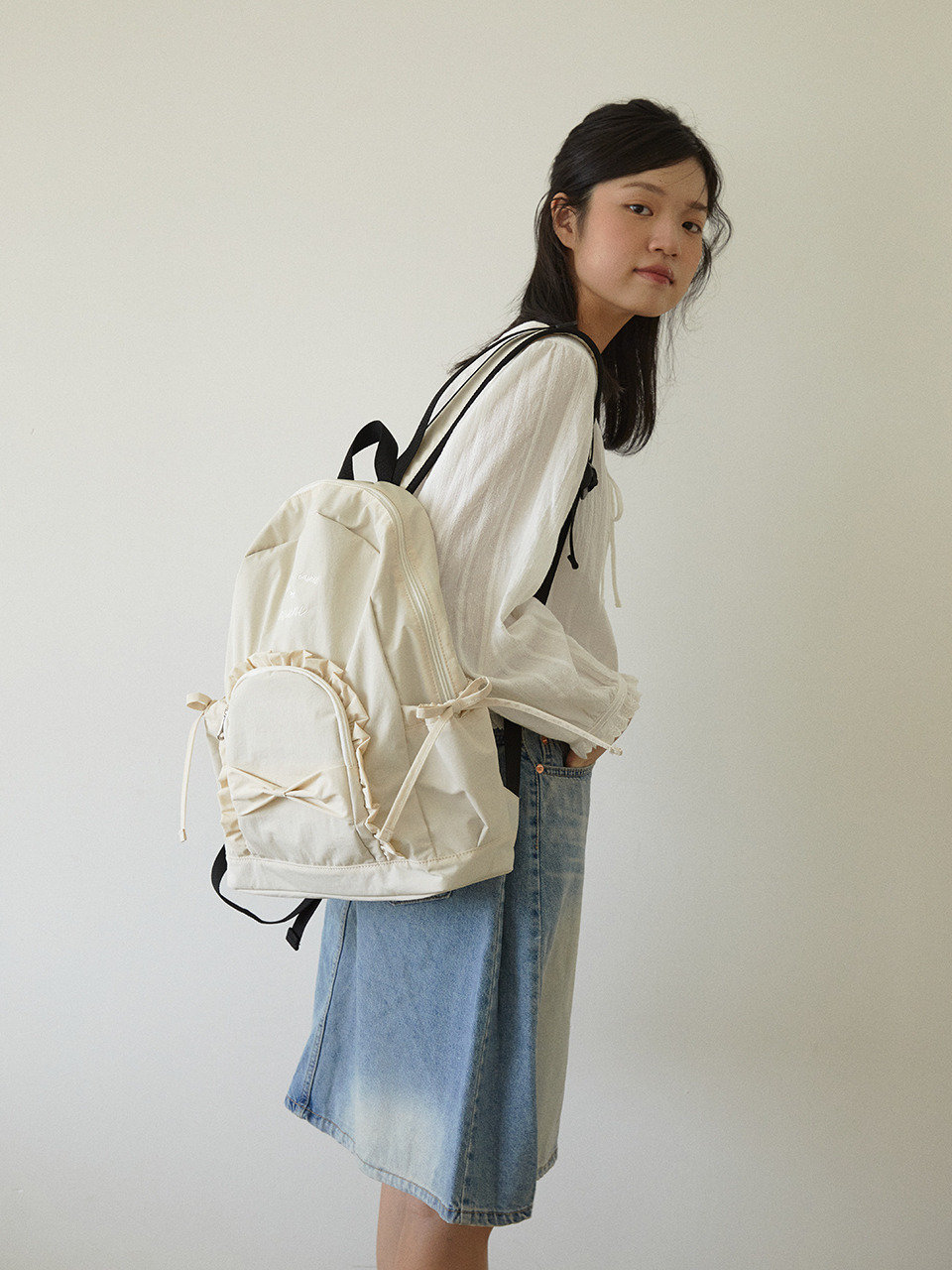 Ruffle ribbon backpack_ivory - HAGO(하고)