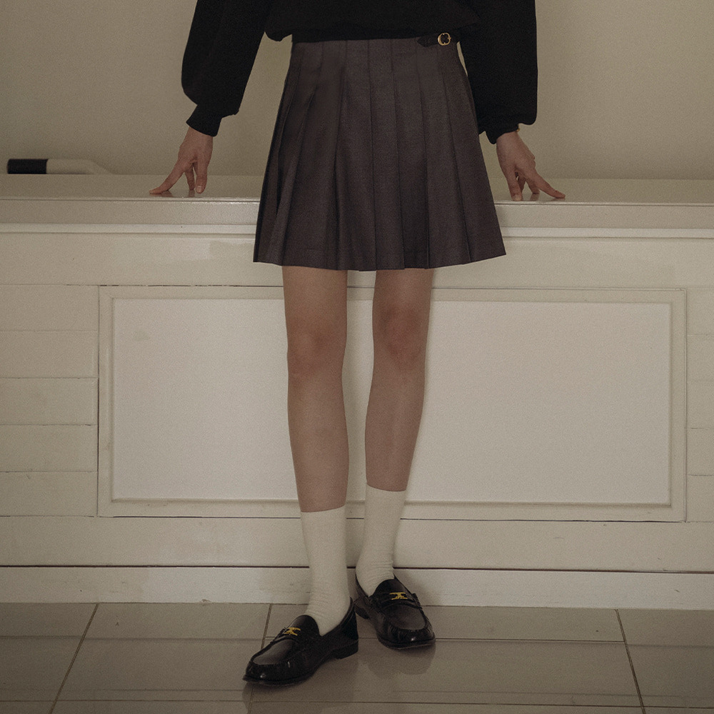 Buckle point pleats skirt_Gray - 하고(HAGO)