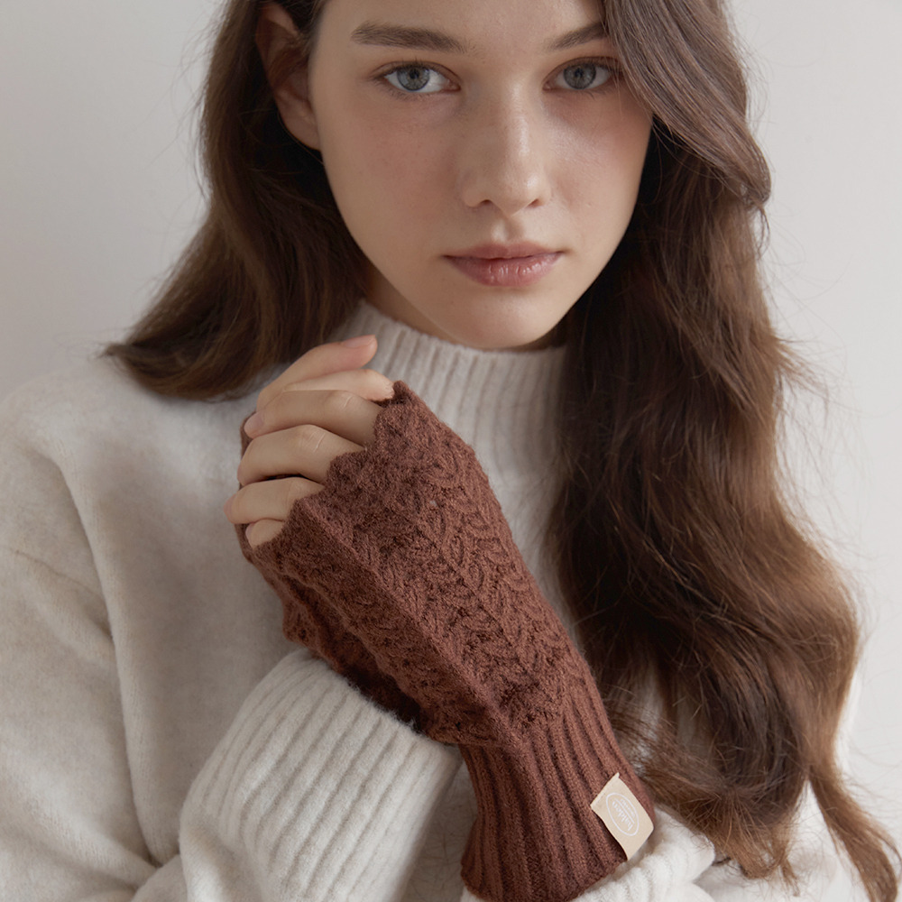 round cable knit warmer (G009_brown) - 하고(HAGO)