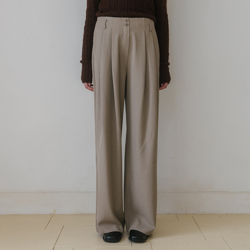 Two button slacks_beige - 하고(HAGO)