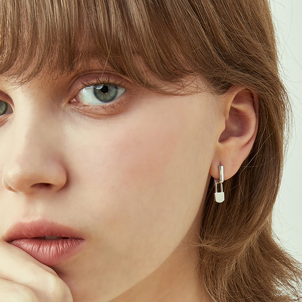 [셀럽착용] BB LOCK EARRINGS - HAGO(하고)