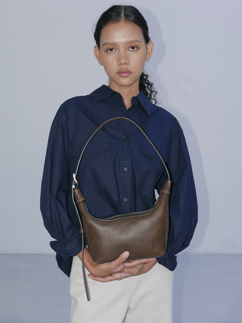 VINTAGE SWING SHOULDER BAG - BROWN - HAGO(하고)