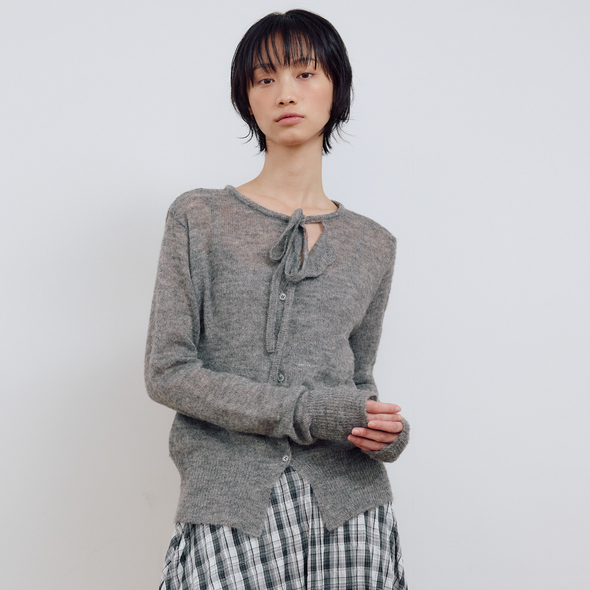 [2/26 예약배송] STRING CARDIGAN_GREY - 하고(HAGO)